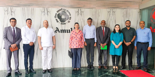 High Commissioner Moragoda visits Amul Headquarters in Gujarat ...